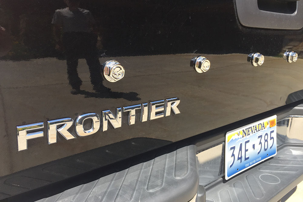 Bad Bolts Simulated Bolt Heads - Chrome Skull – CarLashes